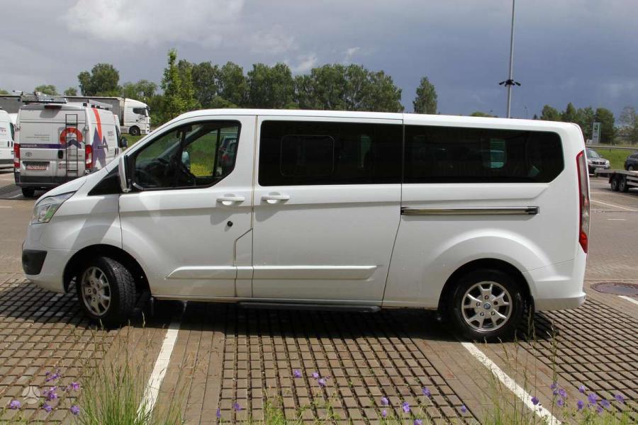 Balts Ford Tourneo Custom 2014 Viļņa, ar dzinēja tilpumu 2.20 L un nobraukumu 252 tūkst. km par 11990 €, foto 3 vietnē AUTOMOTO.COM.LV