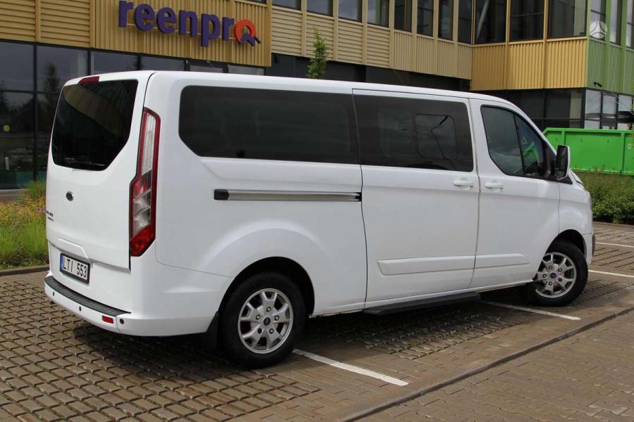 Balts Ford Tourneo Custom 2014 Viļņa, ar dzinēja tilpumu 2.20 L un nobraukumu 252 tūkst. km par 11990 €, foto 7 vietnē AUTOMOTO.COM.LV