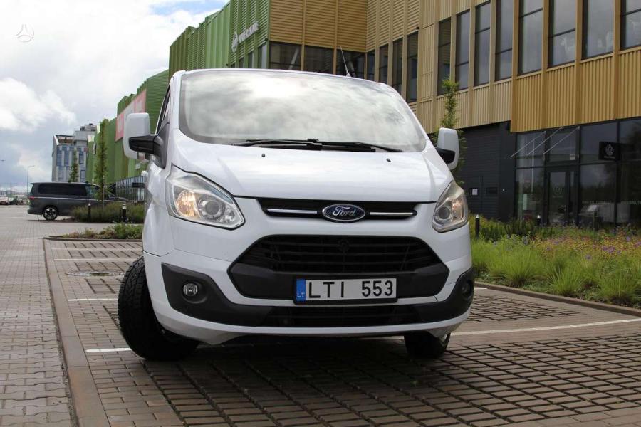 Balts Ford Tourneo Custom 2014 Viļņa, ar dzinēja tilpumu 2.20 L un nobraukumu 252 tūkst. km par 11990 €, foto 10 vietnē AUTOMOTO.COM.LV