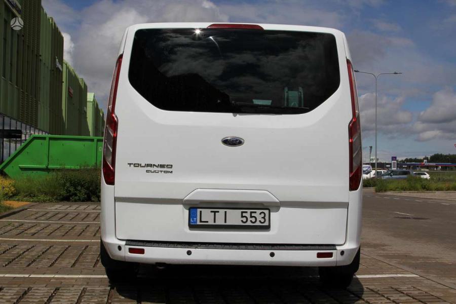 Balts Ford Tourneo Custom 2014 Viļņa, ar dzinēja tilpumu 2.20 L un nobraukumu 252 tūkst. km par 11990 €, foto 16 vietnē AUTOMOTO.COM.LV