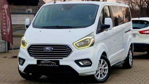 Balts Ford Tourneo Custom 2018 Tauragė, ar dzinēja tilpumu 2.00 L un nobraukumu 300 tūkst. km par 16800 €, foto 1 vietnē AUTOMOTO.COM.LV