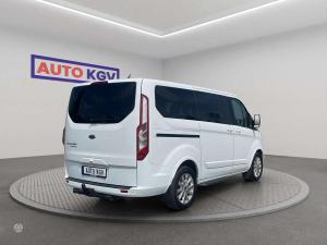 White Ford Tourneo Custom 2019 in Vilnius, with an engine capacity of 2.00 L and mileage of 243 thousand km for 21999 €, photo 5 on AUTOMOTO.COM.LV