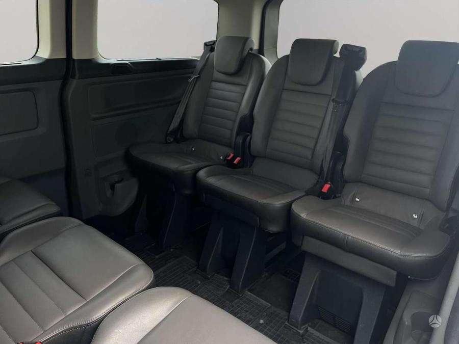 Balts Ford Tourneo Custom 2019 Viļņa, ar dzinēja tilpumu 2.00 L un nobraukumu 243 tūkst. km par 21999 €, foto 11 vietnē AUTOMOTO.COM.LV