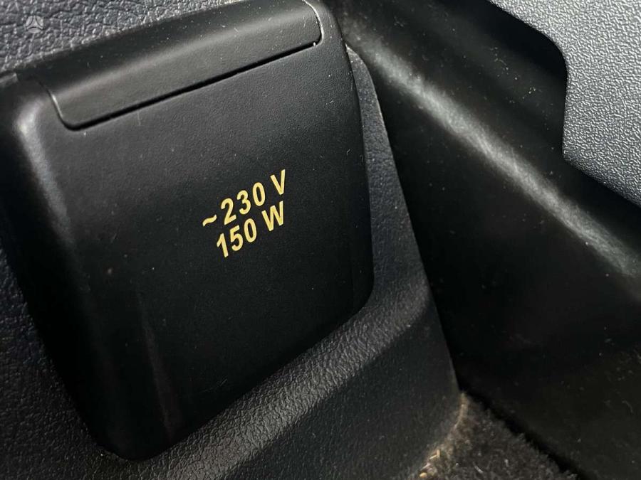 Balts Ford Tourneo Custom 2019 Viļņa, ar dzinēja tilpumu 2.00 L un nobraukumu 243 tūkst. km par 21999 €, foto 21 vietnē AUTOMOTO.COM.LV