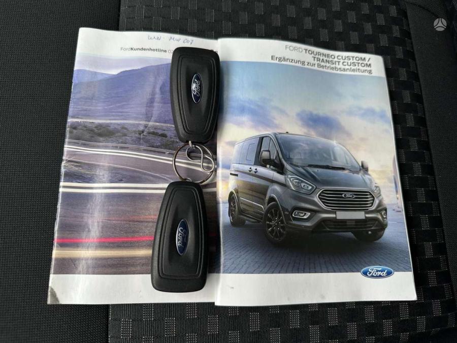 Balts Ford Tourneo Custom 2020 Viļņa, ar dzinēja tilpumu 2.00 L un nobraukumu 63 tūkst. km par 23750 €, foto 20 vietnē AUTOMOTO.COM.LV