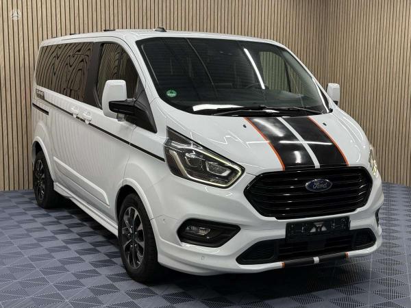 White Ford Tourneo Custom 2020 in Marijampole, with an engine capacity of 2.00 L and mileage of 232 thousand km for 22900 €, photo 1 on AUTOMOTO.COM.LV