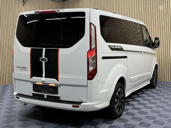 White Ford Tourneo Custom 2020 in Marijampole, with an engine capacity of 2.00 L and mileage of 232 thousand km for 22900 €, photo 7 on AUTOMOTO.COM.LV