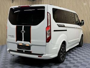 White Ford Tourneo Custom 2020 in Marijampole, with an engine capacity of 2.00 L and mileage of 232 thousand km for 22900 €, photo 8 on AUTOMOTO.COM.LV