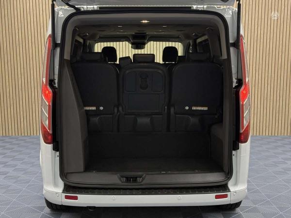 White Ford Tourneo Custom 2020 in Marijampole, with an engine capacity of 2.00 L and mileage of 232 thousand km for 22900 €, photo 9 on AUTOMOTO.COM.LV