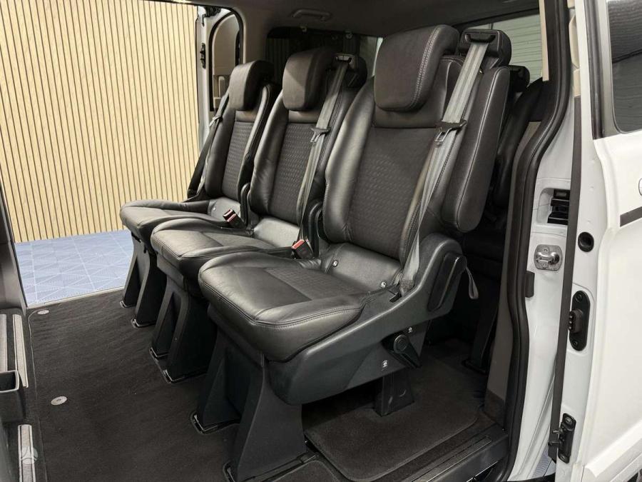 White Ford Tourneo Custom 2020 in Marijampole, with an engine capacity of 2.00 L and mileage of 232 thousand km for 22900 €, photo 14 on AUTOMOTO.COM.LV