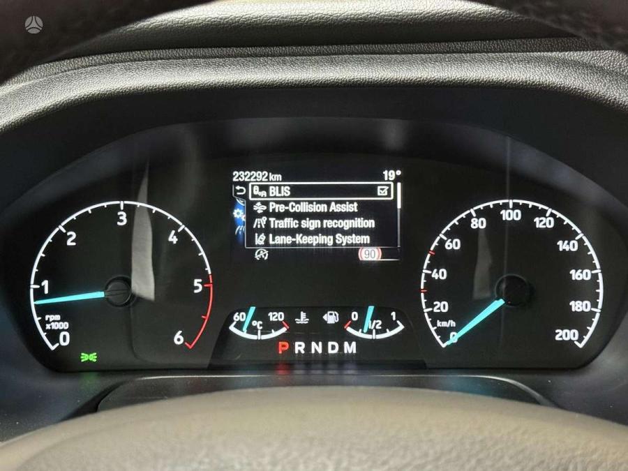 White Ford Tourneo Custom 2020 in Marijampole, with an engine capacity of 2.00 L and mileage of 232 thousand km for 22900 €, photo 23 on AUTOMOTO.COM.LV