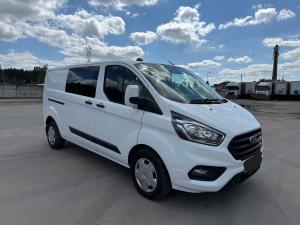 White Ford Tourneo Custom 2022 in Mazeikiai, with an engine capacity of 2.00 L and mileage of 510 thousand km for 9075 €, photo 3 on AUTOMOTO.COM.LV