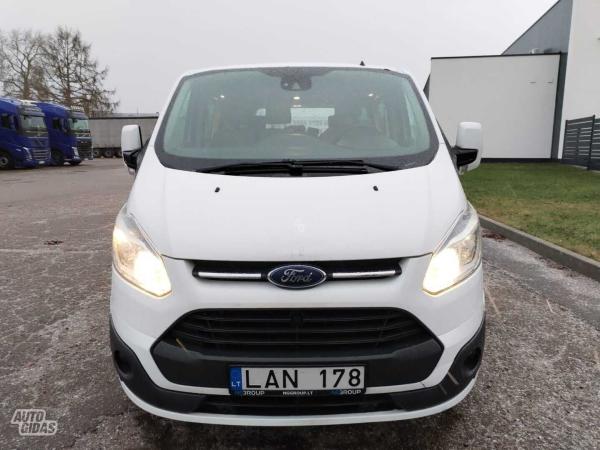 Balts Ford Tourneo Custom 2015 Šauļi, ar dzinēja tilpumu 2.20 L un nobraukumu 120 tūkst. km par 9000 €, foto 2 vietnē AUTOMOTO.COM.LV