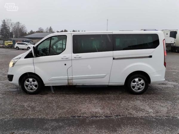 Balts Ford Tourneo Custom 2015 Šauļi, ar dzinēja tilpumu 2.20 L un nobraukumu 120 tūkst. km par 9000 €, foto 4 vietnē AUTOMOTO.COM.LV