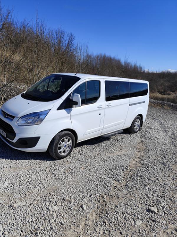 Balts Ford Tourneo Custom 2023 Jehvi, ar dzinēja tilpumu 2.20 L un nobraukumu 260 tūkst. km par 14000 €, foto 1 vietnē AUTOMOTO.COM.LV