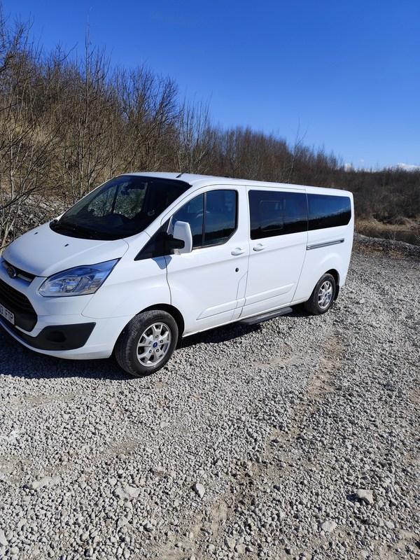 Balts Ford Tourneo Custom 2023 Jehvi, ar dzinēja tilpumu 2.20 L un nobraukumu 260 tūkst. km par 14000 €, foto 8 vietnē AUTOMOTO.COM.LV