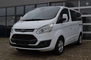 White Ford Tourneo Custom 2015 in Vilnius, with an engine capacity of 2.20 L and mileage of 202 thousand km for 13000 €, photo 2 on AUTOMOTO.COM.LV