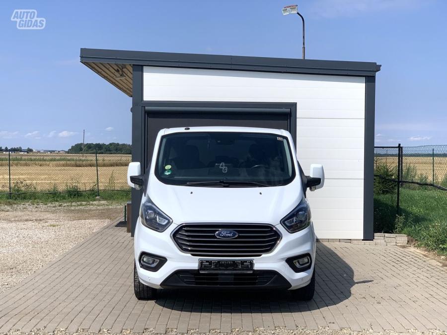 White Ford Tourneo Custom 2018 in Kaunas, with an engine capacity of 2.00 L and mileage of 192 thousand km for 17999 €, photo 7 on AUTOMOTO.COM.LV