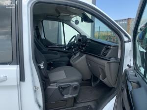White Ford Tourneo Custom 2018 in Kaunas, with an engine capacity of 2.00 L and mileage of 192 thousand km for 17999 €, photo 32 on AUTOMOTO.COM.LV
