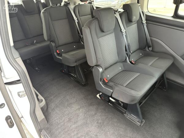 Balts Ford Tourneo Custom 2020 Avižieniai, ar dzinēja tilpumu 2.00 L un nobraukumu 63 tūkst. km par 23750 €, foto 5 vietnē AUTOMOTO.COM.LV