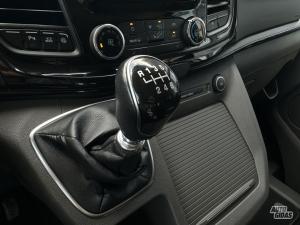 White Ford Tourneo Custom 2020 in Avizieniai, with an engine capacity of 2.00 L and mileage of 63 thousand km for 23750 €, photo 15 on AUTOMOTO.COM.LV