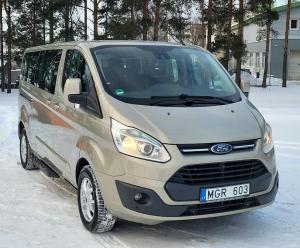 Dzeltens Ford Tourneo Custom 2015 Šauļi, ar dzinēja tilpumu 2.20 L un nobraukumu 300 tūkst. km par 11500 €, foto 2 vietnē AUTOMOTO.COM.LV