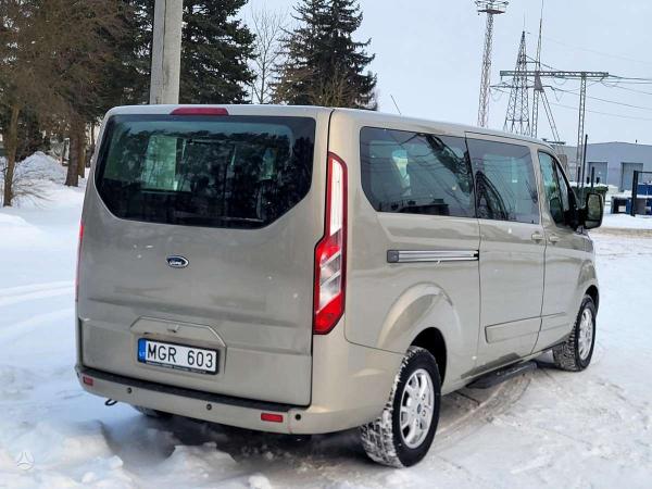 Dzeltens Ford Tourneo Custom 2015 Šauļi, ar dzinēja tilpumu 2.20 L un nobraukumu 300 tūkst. km par 11500 €, foto 6 vietnē AUTOMOTO.COM.LV