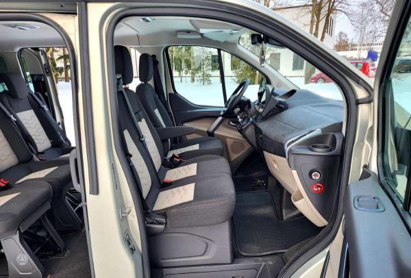 Dzeltens Ford Tourneo Custom 2015 Šauļi, ar dzinēja tilpumu 2.20 L un nobraukumu 300 tūkst. km par 11500 €, foto 7 vietnē AUTOMOTO.COM.LV