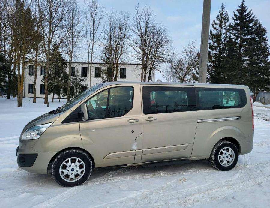 Dzeltens Ford Tourneo Custom 2015 Šauļi, ar dzinēja tilpumu 2.20 L un nobraukumu 300 tūkst. km par 11500 €, foto 14 vietnē AUTOMOTO.COM.LV
