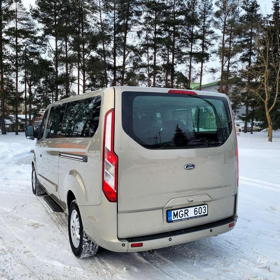Dzeltens Ford Tourneo Custom 2015 Šauļi, ar dzinēja tilpumu 2.20 L un nobraukumu 300 tūkst. km par 11500 €, foto 18 vietnē AUTOMOTO.COM.LV