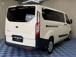 Dzeltens Ford Tourneo Custom 2018 Marijampole, ar dzinēja tilpumu 2.00 L un nobraukumu 283 tūkst. km par 12900 €, foto 8 vietnē AUTOMOTO.COM.LV