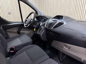 Dzeltens Ford Tourneo Custom 2018 Marijampole, ar dzinēja tilpumu 2.00 L un nobraukumu 283 tūkst. km par 12900 €, foto 28 vietnē AUTOMOTO.COM.LV