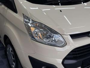 Dzeltens Ford Tourneo Custom 2018 Marijampole, ar dzinēja tilpumu 2.00 L un nobraukumu 283 tūkst. km par 12900 €, foto 29 vietnē AUTOMOTO.COM.LV