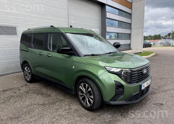 Green Ford Tourneo 2024 in Riga, with an engine capacity of 1.00 L and mileage of 74 thousand km for 17995 €, photo 7 on AUTOMOTO.COM.LV