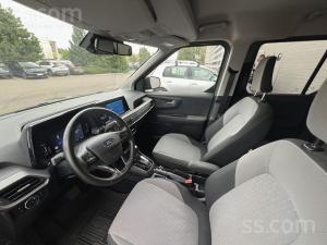 Zaļš Ford Tourneo 2024 Rīga, ar dzinēja tilpumu 1.00 L un nobraukumu 74 tūkst. km par 17995 €, foto 10 vietnē AUTOMOTO.COM.LV