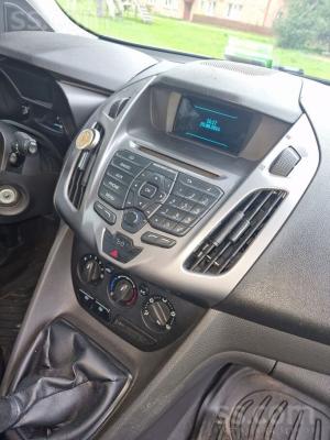 Pelēks Ford Tourneo 2014 Jelgava, ar dzinēja tilpumu 1.50 L un nobraukumu 216 tūkst. km par 5990 €, foto 5 vietnē AUTOMOTO.COM.LV
