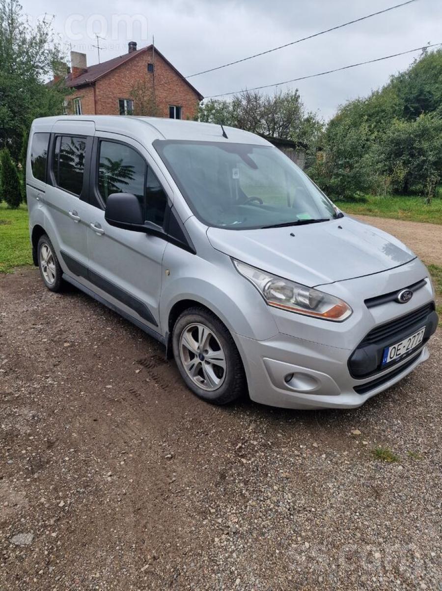 Pelēks Ford Tourneo 2014 Jelgava, ar dzinēja tilpumu 1.50 L un nobraukumu 216 tūkst. km par 5990 €, foto 7 vietnē AUTOMOTO.COM.LV