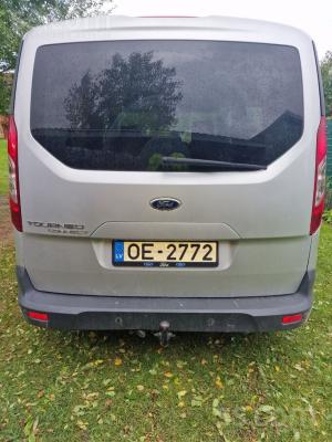 Pelēks Ford Tourneo 2014 Jelgava, ar dzinēja tilpumu 1.50 L un nobraukumu 216 tūkst. km par 5990 €, foto 8 vietnē AUTOMOTO.COM.LV