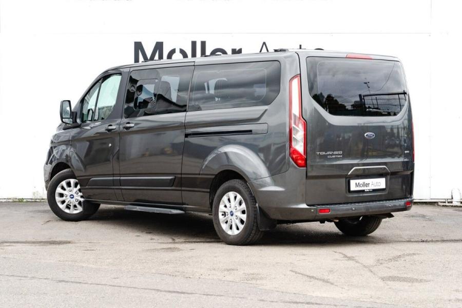 Grey Ford Tourneo 2018 in Riga, with an engine capacity of 2.00 L and mileage of 254 thousand km for 17900 €, photo 4 on AUTOMOTO.COM.LV