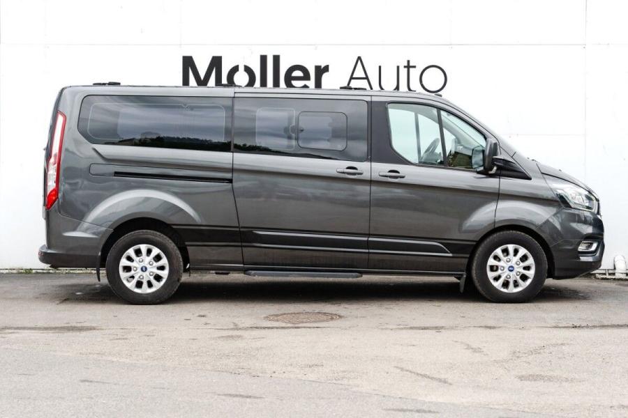 Grey Ford Tourneo 2018 in Riga, with an engine capacity of 2.00 L and mileage of 254 thousand km for 17900 €, photo 6 on AUTOMOTO.COM.LV