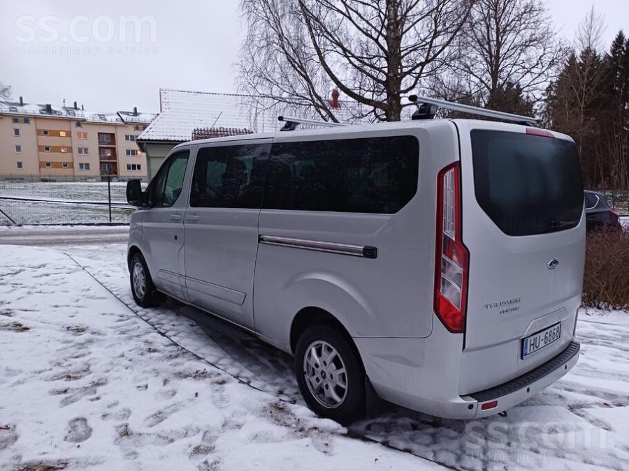 Grey Ford Tourneo 2013 in Riga, with an engine capacity of 2.20 L and mileage of 144 thousand km for 14500 €, photo 4 on AUTOMOTO.COM.LV