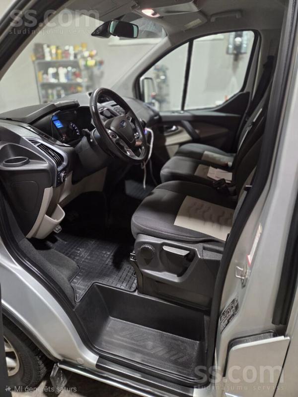 Pelēks Ford Tourneo 2013 Rīga, ar dzinēja tilpumu 2.20 L un nobraukumu 144 tūkst. km par 14500 €, foto 5 vietnē AUTOMOTO.COM.LV