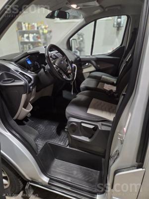 Grey Ford Tourneo 2013 in Riga, with an engine capacity of 2.20 L and mileage of 144 thousand km for 14500 €, photo 6 on AUTOMOTO.COM.LV