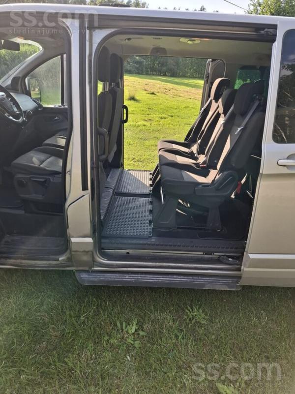 Pelēks Ford Tourneo 2014 Rīga, ar dzinēja tilpumu 2.20 L un nobraukumu 297 tūkst. km par 7500 €, foto 9 vietnē AUTOMOTO.COM.LV