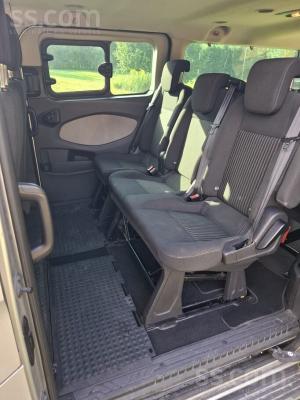 Pelēks Ford Tourneo 2014 Rīga, ar dzinēja tilpumu 2.20 L un nobraukumu 310 tūkst. km par 6000 €, foto 9 vietnē AUTOMOTO.COM.LV