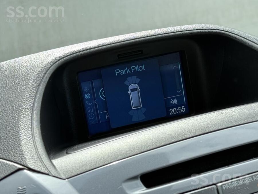 Grey Ford Tourneo 2014 in Tukums, with an engine capacity of 2.20 L and mileage of 169 thousand km for 14799 €, photo 27 on AUTOMOTO.COM.LV