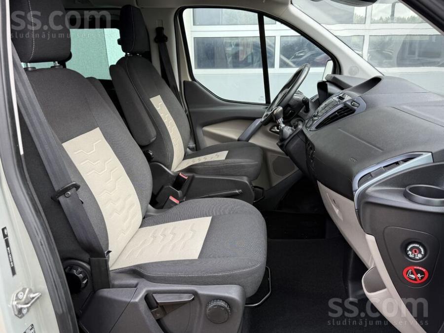 Grey Ford Tourneo 2014 in Tukums, with an engine capacity of 2.20 L and mileage of 169 thousand km for 14799 €, photo 9 on AUTOMOTO.COM.LV