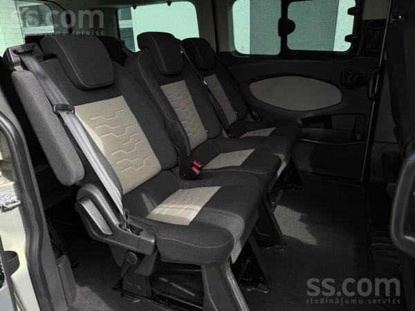 Ford Tourneo 2014 in Tukums on AUTOMOTO.COM.LV Grey Ford Tourneo 2014 in Tukums, with an engine capacity of 2.20 L and mileage of 169 thousand km for 14799 €, photo 10 on AUTOMOTO.COM.LV