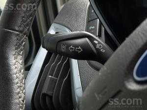 Grey Ford Tourneo 2014 in Tukums, with an engine capacity of 2.20 L and mileage of 169 thousand km for 14799 €, photo 16 on AUTOMOTO.COM.LV