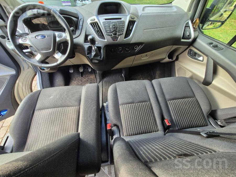 Pelēks Ford Tourneo 2014 Rīga, ar dzinēja tilpumu 2.20 L un nobraukumu 162 tūkst. km par 6700 €, foto 4 vietnē AUTOMOTO.COM.LV